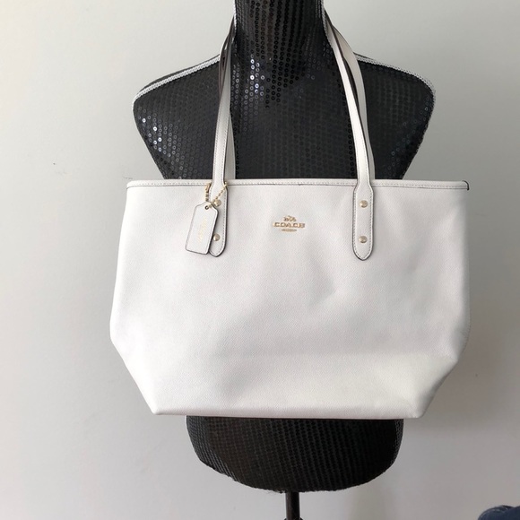 Bags | Coach Crossgrain Leather City Zip Tote In Chalk | Poshmark